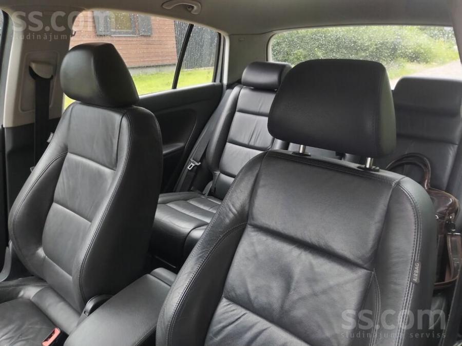 Grey Volkswagen Golf Plus 2008 in Riga, with an engine capacity of 1.90 L and mileage of 0 thousand km for 3700 €, photo 16 on AUTOMOTO.COM.LV