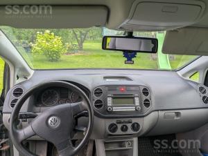Grey Volkswagen Golf Plus 2008 in Cesis, with an engine capacity of 2.00 L and mileage of 148 thousand km for 1200 €, photo 5 on AUTOMOTO.COM.LV