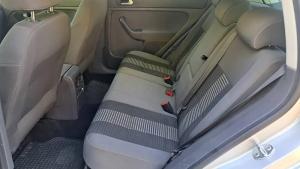 Grey Volkswagen Golf Plus 2008 in Ogre, with an engine capacity of 1.90 L and mileage of 245 thousand km for 2550 €, photo 8 on AUTOMOTO.COM.LV