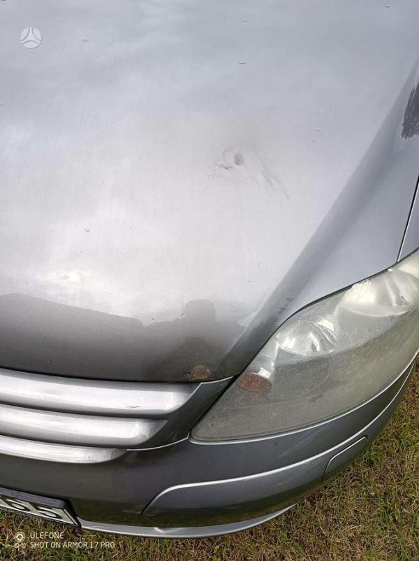Grey Volkswagen Golf Plus 2008 in Vilnius, with an engine capacity of 1.90 L and mileage of 350 thousand km for 1600 €, photo 5 on AUTOMOTO.COM.LV