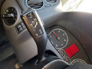 Pelēks Volkswagen Golf Plus 2008 Daugavpils, ar dzinēja tilpumu 2.00 L un nobraukumu 220 tūkst. km par 3750 €, foto 20 vietnē AUTOMOTO.COM.LV