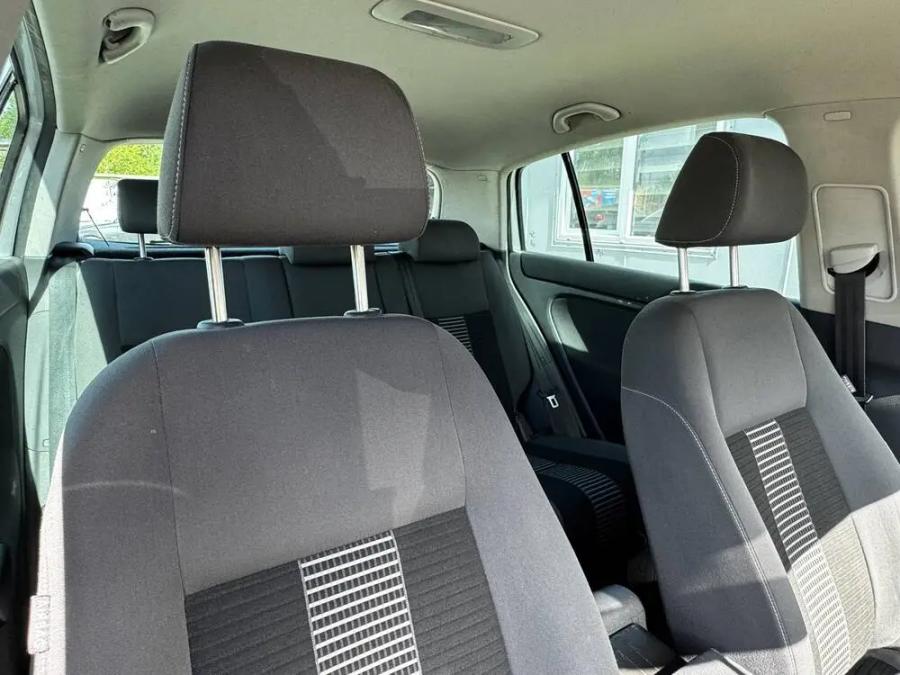 Pelēks Volkswagen Golf Plus 2008 Daugavpils, ar dzinēja tilpumu 2.00 L un nobraukumu 220 tūkst. km par 3750 €, foto 22 vietnē AUTOMOTO.COM.LV