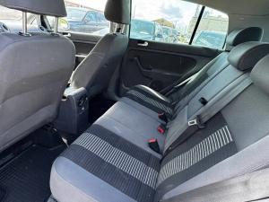Pelēks Volkswagen Golf Plus 2008 Daugavpils, ar dzinēja tilpumu 2.00 L un nobraukumu 220 tūkst. km par 3750 €, foto 25 vietnē AUTOMOTO.COM.LV