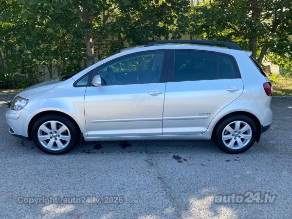 Grey Volkswagen Golf Plus 2008 in Tallinn, with an engine capacity of 2.00 L and mileage of 360 thousand km for 3850 €, photo 5 on AUTOMOTO.COM.LV