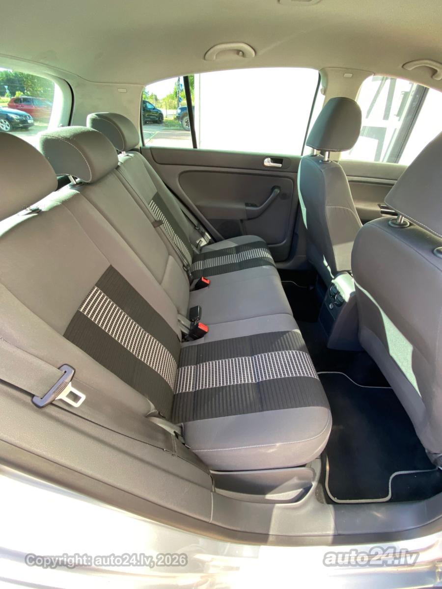 Grey Volkswagen Golf Plus 2008 in Tallinn, with an engine capacity of 2.00 L and mileage of 360 thousand km for 3850 €, photo 9 on AUTOMOTO.COM.LV