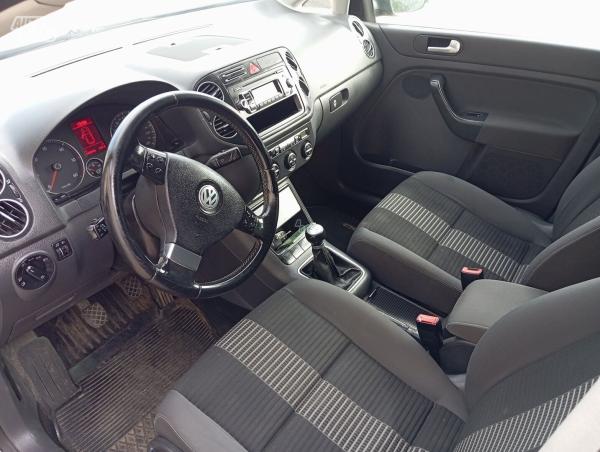 Pelēks Volkswagen Golf Plus 2008 Panevēža, ar dzinēja tilpumu 1.90 L un nobraukumu 348 tūkst. km par 2350 €, foto 8 vietnē AUTOMOTO.COM.LV