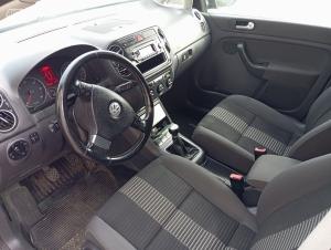 Pelēks Volkswagen Golf Plus 2008 Panevēža, ar dzinēja tilpumu 1.90 L un nobraukumu 348 tūkst. km par 2350 €, foto 8 vietnē AUTOMOTO.COM.LV