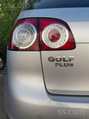 Grey Volkswagen Golf Plus 2008 in Jurmala, with an engine capacity of 1.90 L and mileage of 302 thousand km for 3900 €, photo 9 on AUTOMOTO.COM.LV
