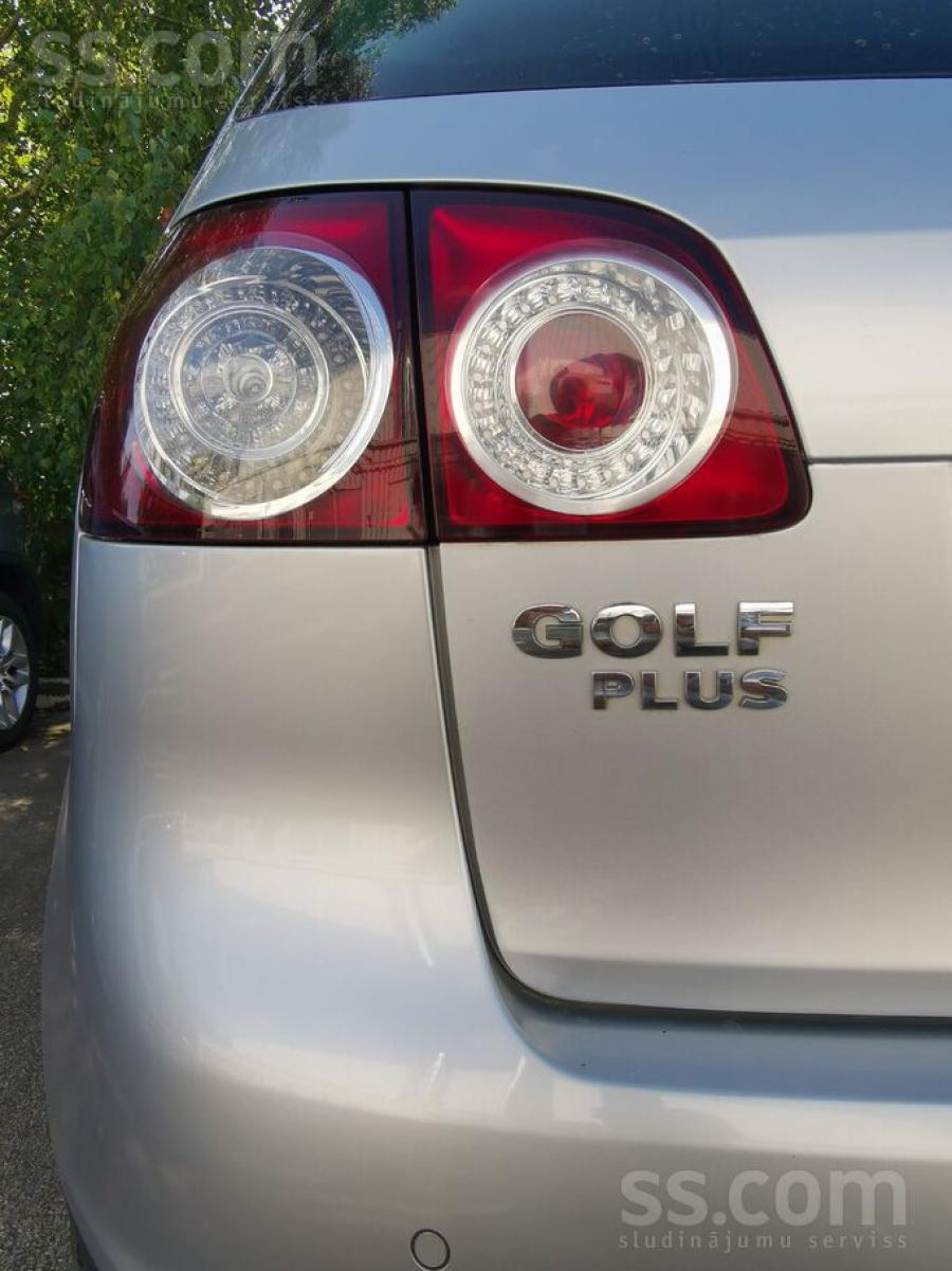 Grey Volkswagen Golf Plus 2008 in Jurmala, with an engine capacity of 1.90 L and mileage of 302 thousand km for 3900 €, photo 9 on AUTOMOTO.COM.LV