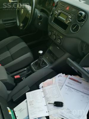 Grey Volkswagen Golf Plus 2008 in Jurmala, with an engine capacity of 1.90 L and mileage of 302 thousand km for 3900 €, photo 12 on AUTOMOTO.COM.LV