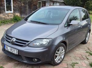 Pelēks Volkswagen Golf Plus 2008 Jēkabpils, ar dzinēja tilpumu 1.90 L un nobraukumu 356 tūkst. km par 2200 €, foto  vietnē AUTOMOTO.COM.LV