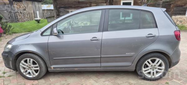 Pelēks Volkswagen Golf Plus 2008 Jēkabpils, ar dzinēja tilpumu 1.90 L un nobraukumu 356 tūkst. km par 2200 €, foto 5 vietnē AUTOMOTO.COM.LV