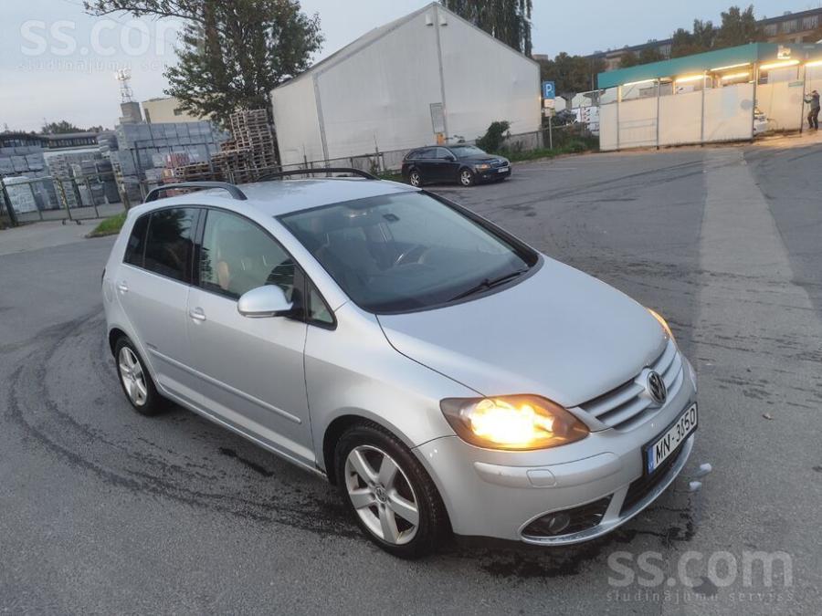 Pelēks Volkswagen Golf Plus 2008 Rīga, ar dzinēja tilpumu 1.90 L un nobraukumu 222 tūkst. km par 2250 €, foto 1 vietnē AUTOMOTO.COM.LV