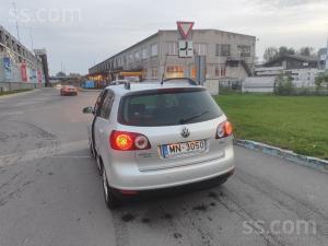 Pelēks Volkswagen Golf Plus 2008 Rīga, ar dzinēja tilpumu 1.90 L un nobraukumu 222 tūkst. km par 2250 €, foto 5 vietnē AUTOMOTO.COM.LV