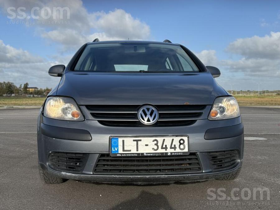 Grey Volkswagen Golf Plus 2008 in Liepaja, with an engine capacity of 1.90 L and mileage of 278 thousand km for 1400 €, photo 8 on AUTOMOTO.COM.LV