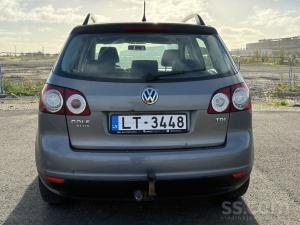 Grey Volkswagen Golf Plus 2008 in Liepaja, with an engine capacity of 1.90 L and mileage of 278 thousand km for 1400 €, photo 9 on AUTOMOTO.COM.LV