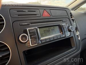 Grey Volkswagen Golf Plus 2008 in Liepaja, with an engine capacity of 1.90 L and mileage of 278 thousand km for 1400 €, photo 17 on AUTOMOTO.COM.LV