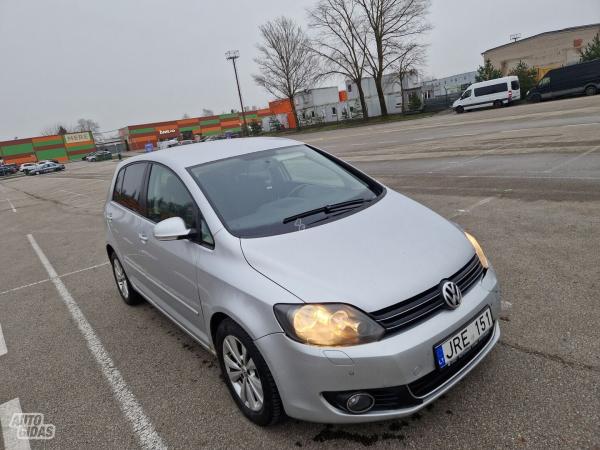 Pelēks Volkswagen Golf Plus 2009 Klaipėda, ar dzinēja tilpumu 2.00 L un nobraukumu 370 tūkst. km par 2500 €, foto 3 vietnē AUTOMOTO.COM.LV