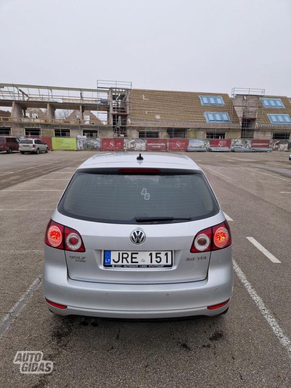 Pelēks Volkswagen Golf Plus 2009 Klaipėda, ar dzinēja tilpumu 2.00 L un nobraukumu 370 tūkst. km par 2500 €, foto 7 vietnē AUTOMOTO.COM.LV
