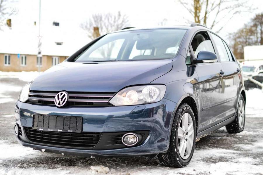 Grey Volkswagen Golf Plus 2009 in Kretinga, with an engine capacity of 1.40 L and mileage of 145 thousand km for 5650 €, photo 1 on AUTOMOTO.COM.LV