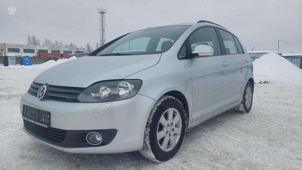 Grey Volkswagen Golf Plus 2009 in Panevezys, with an engine capacity of 1.40 L and mileage of 197 thousand km for 3700 €, photo 2 on AUTOMOTO.COM.LV