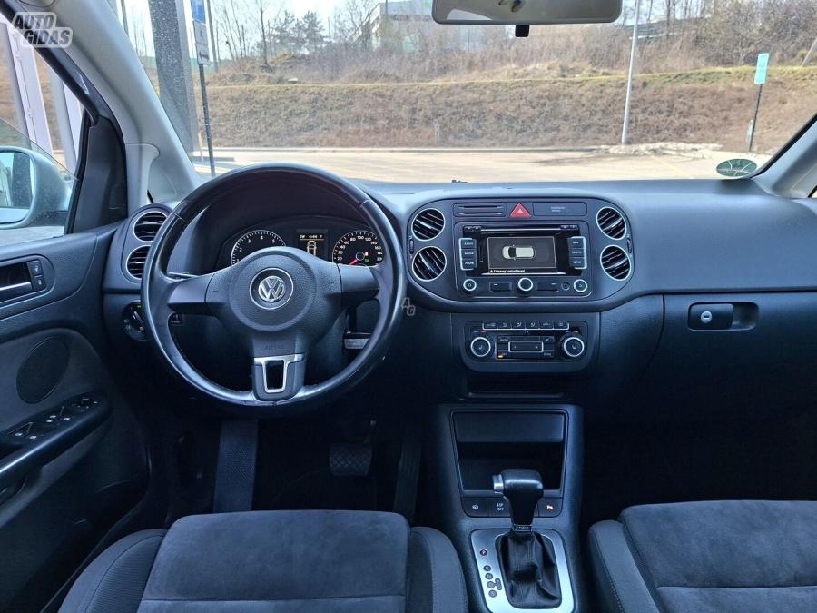 Grey Volkswagen Golf Plus 2009 in Vilnius, with an engine capacity of 1.40 L and mileage of 202 thousand km for 4950 €, photo 11 on AUTOMOTO.COM.LV