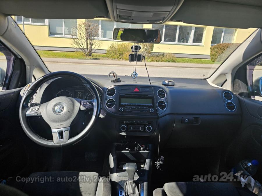 Pelēks Volkswagen Golf Plus 2009 Tallina, ar dzinēja tilpumu 2.00 L un nobraukumu 190 tūkst. km par 4500 €, foto 8 vietnē AUTOMOTO.COM.LV