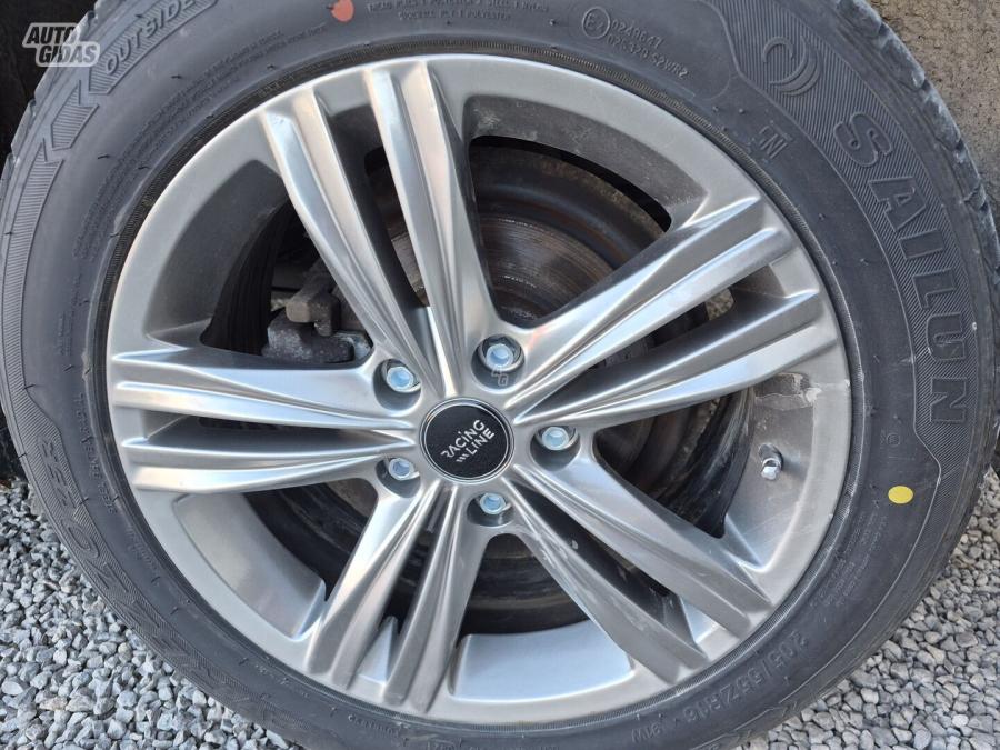 Pelēks Volkswagen Golf Plus 2009 Viļņa, ar dzinēja tilpumu 2.00 L un nobraukumu 250 tūkst. km par 4450 €, foto 7 vietnē AUTOMOTO.COM.LV