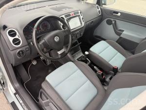 Grey Volkswagen Golf Plus 2009 in Ogre, with an engine capacity of 2.00 L and mileage of 280 thousand km for 5500 €, photo 10 on AUTOMOTO.COM.LV