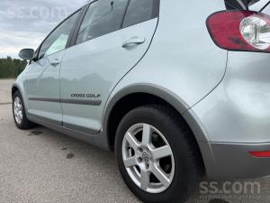 Grey Volkswagen Golf Plus 2009 in Ogre, with an engine capacity of 2.00 L and mileage of 280 thousand km for 5500 €, photo 19 on AUTOMOTO.COM.LV