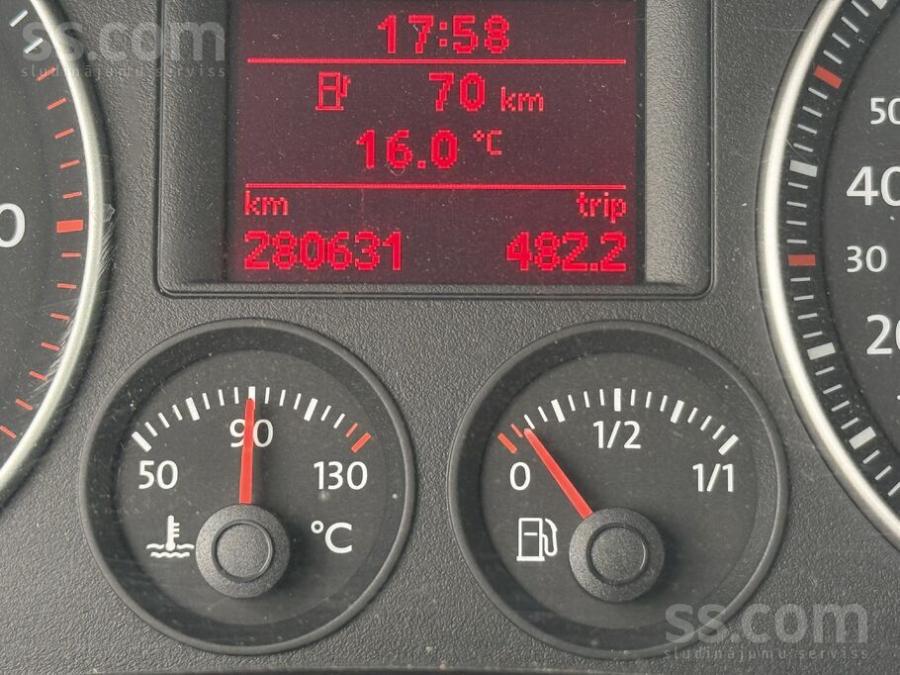 Grey Volkswagen Golf Plus 2009 in Ogre, with an engine capacity of 2.00 L and mileage of 280 thousand km for 5500 €, photo 25 on AUTOMOTO.COM.LV