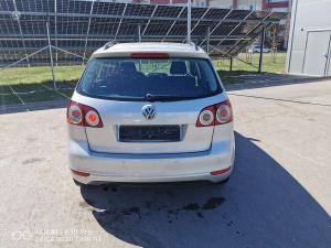 Grey Volkswagen Golf Plus 2009 in Prienai, with an engine capacity of 2.00 L and mileage of 289 thousand km for 3150 €, photo 7 on AUTOMOTO.COM.LV