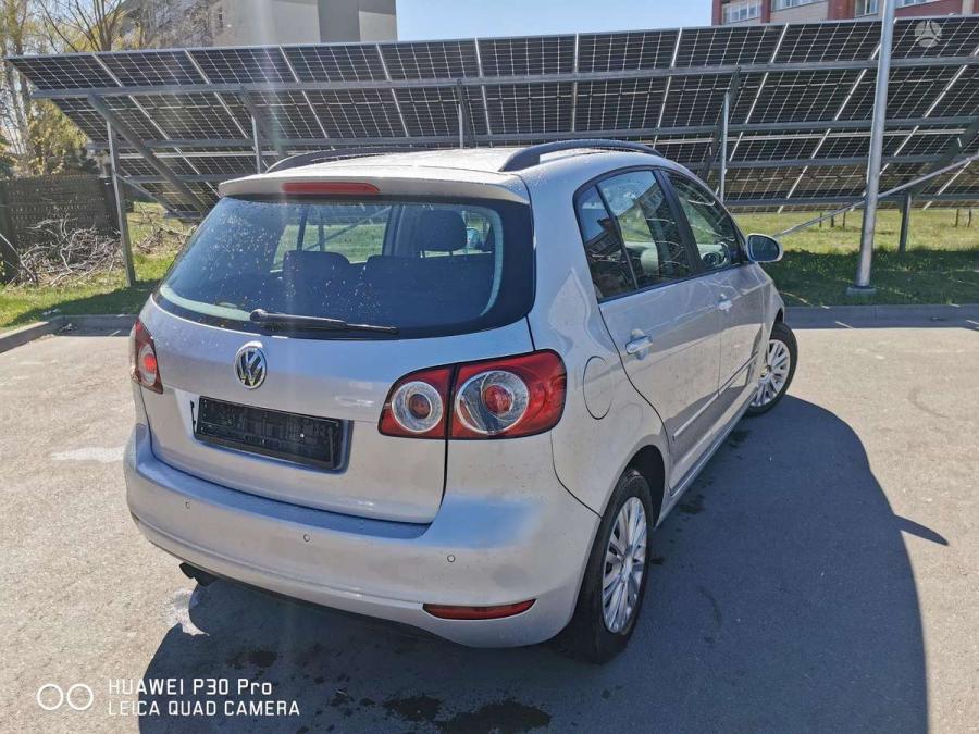 Grey Volkswagen Golf Plus 2009 in Prienai, with an engine capacity of 2.00 L and mileage of 289 thousand km for 3150 €, photo 12 on AUTOMOTO.COM.LV