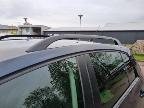 Grey Volkswagen Golf Plus 2009 in Riga, with an engine capacity of 1.40 L and mileage of 114 thousand km for 4770 €, photo 8 on AUTOMOTO.COM.LV
