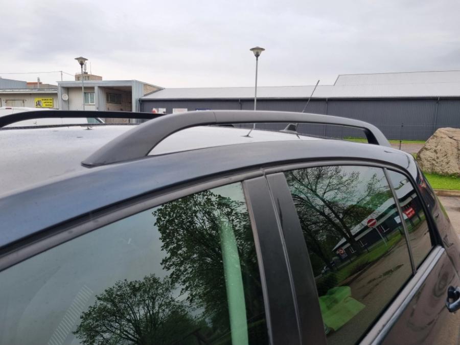 Grey Volkswagen Golf Plus 2009 in Riga, with an engine capacity of 1.40 L and mileage of 114 thousand km for 4770 €, photo 9 on AUTOMOTO.COM.LV