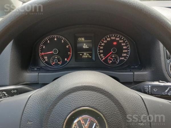 Pelēks Volkswagen Golf Plus 2009 Rīga, ar dzinēja tilpumu 1.60 L un nobraukumu 296 tūkst. km par 2600 €, foto 10 vietnē AUTOMOTO.COM.LV