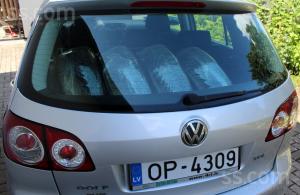 Pelēks Volkswagen Golf Plus 2009 Tukums, ar dzinēja tilpumu 2.00 L un nobraukumu 266 tūkst. km par 4999 €, foto 6 vietnē AUTOMOTO.COM.LV