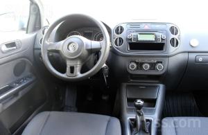 Pelēks Volkswagen Golf Plus 2009 Tukums, ar dzinēja tilpumu 2.00 L un nobraukumu 266 tūkst. km par 4999 €, foto 8 vietnē AUTOMOTO.COM.LV