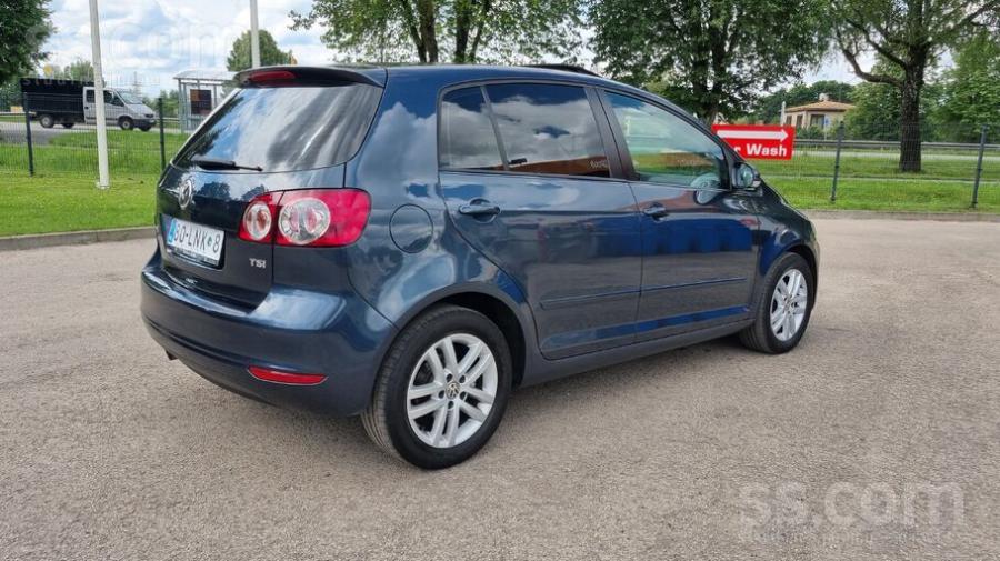 Pelēks Volkswagen Golf Plus 2010 Ogre, ar dzinēja tilpumu 1.40 L un nobraukumu 0 tūkst. km par 5570 €, foto 5 vietnē AUTOMOTO.COM.LV