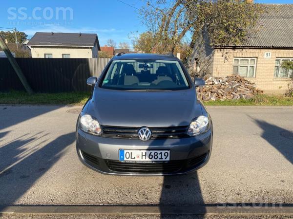 Pelēks Volkswagen Golf Plus 2010 Daugavpils, ar dzinēja tilpumu 1.40 L un nobraukumu 0 tūkst. km par 4150 €, foto 8 vietnē AUTOMOTO.COM.LV