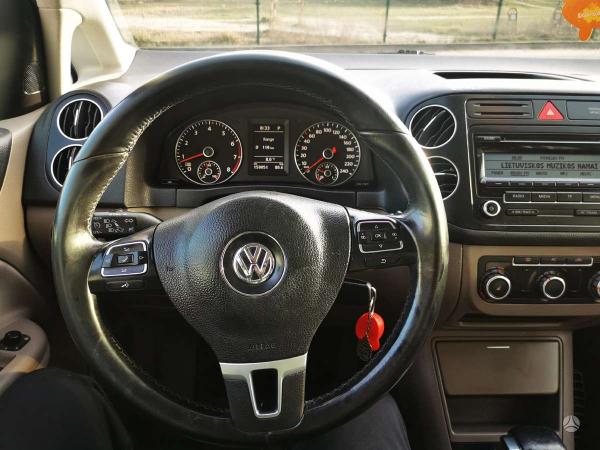 Grey Volkswagen Golf Plus 2010 in Vilnius, with an engine capacity of 1.20 L and mileage of 161 thousand km for 4600 €, photo 10 on AUTOMOTO.COM.LV
