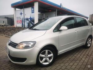Pelēks Volkswagen Golf Plus 2010 Viļņa, ar dzinēja tilpumu 1.20 L un nobraukumu 161 tūkst. km par 4550 €, foto 3 vietnē AUTOMOTO.COM.LV