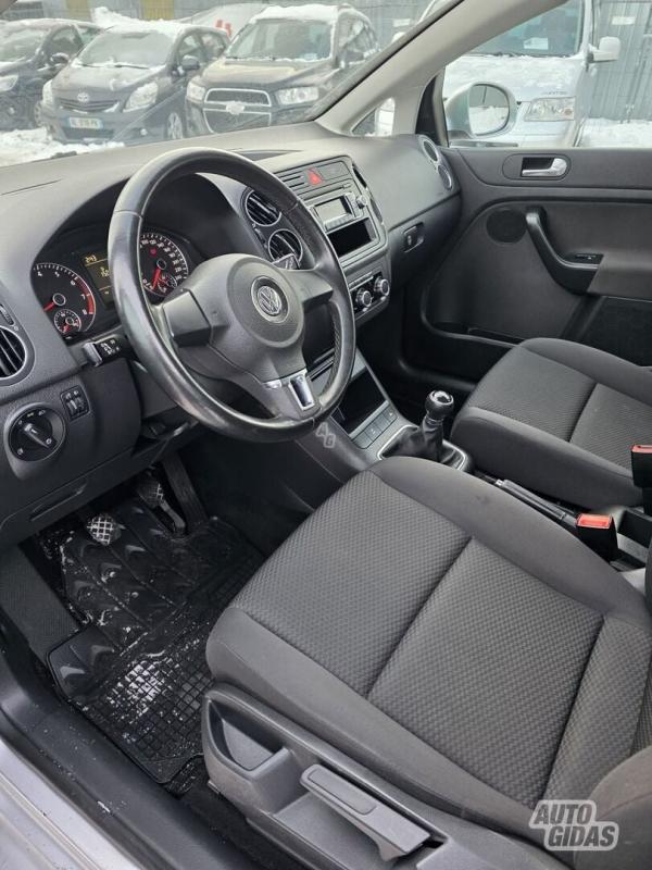 Pelēks Volkswagen Golf Plus 2010 Klaipėda, ar dzinēja tilpumu 1.40 L un nobraukumu 120 tūkst. km par 3950 €, foto 5 vietnē AUTOMOTO.COM.LV