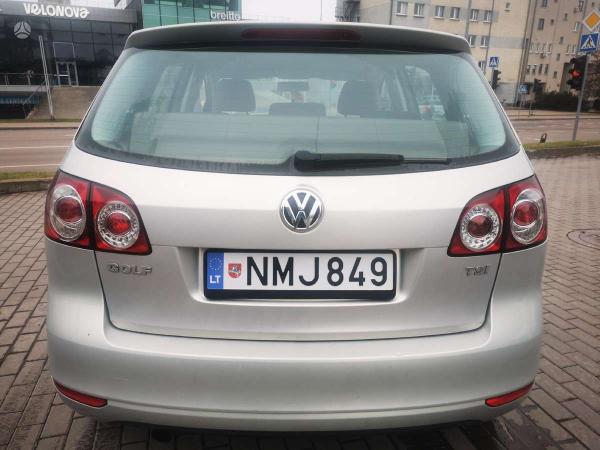 Grey Volkswagen Golf Plus 2010 in Vilnius, with an engine capacity of 1.20 L and mileage of 161 thousand km for 4550 €, photo 2 on AUTOMOTO.COM.LV