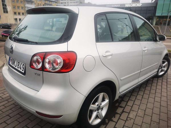 Grey Volkswagen Golf Plus 2010 in Vilnius, with an engine capacity of 1.20 L and mileage of 161 thousand km for 4550 €, photo 7 on AUTOMOTO.COM.LV
