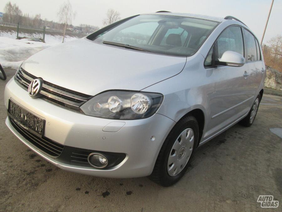 Grey Volkswagen Golf Plus 2010 in Kelme, with an engine capacity of 1.20 L and mileage of 247 thousand km for 3450 €, photo 4 on AUTOMOTO.COM.LV