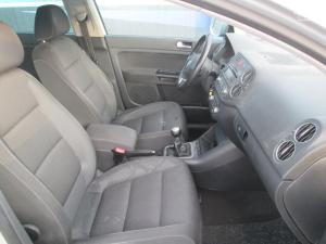 Grey Volkswagen Golf Plus 2010 in Kelme, with an engine capacity of 1.20 L and mileage of 247 thousand km for 3450 €, photo 8 on AUTOMOTO.COM.LV