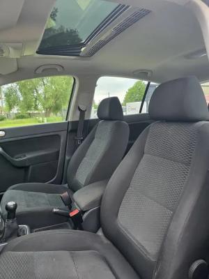 Pelēks Volkswagen Golf Plus 2010 Ventspils, ar dzinēja tilpumu 1.60 L un nobraukumu 380 tūkst. km par 4500 €, foto 15 vietnē AUTOMOTO.COM.LV