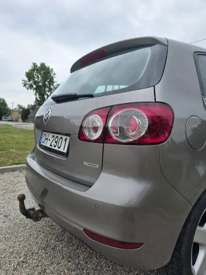 Pelēks Volkswagen Golf Plus 2010 Ventspils, ar dzinēja tilpumu 1.60 L un nobraukumu 380 tūkst. km par 4500 €, foto 23 vietnē AUTOMOTO.COM.LV