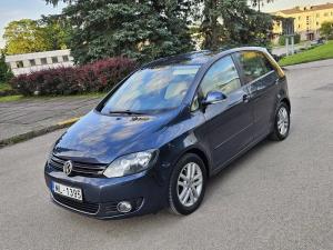 Pelēks Volkswagen Golf Plus 2010 Jēkabpils, ar dzinēja tilpumu 2.00 L un nobraukumu 293 tūkst. km par 1890 €, foto  vietnē AUTOMOTO.COM.LV